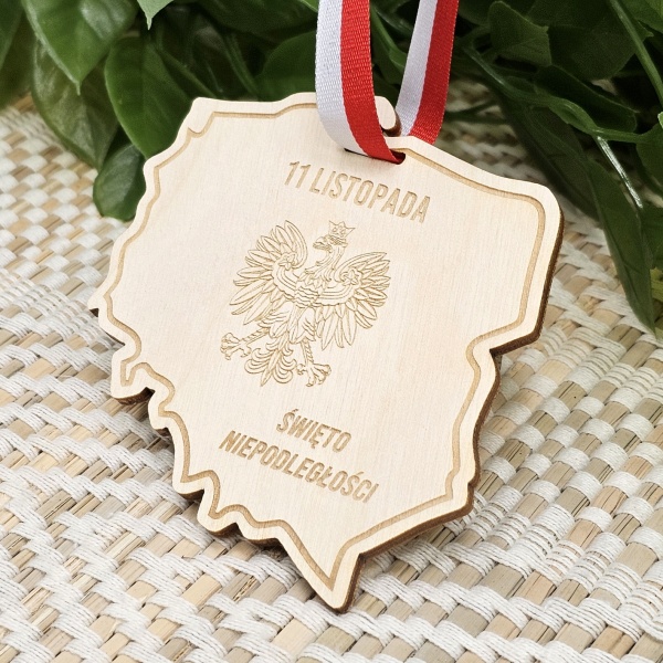 Studio MAYA - Medale patriotyczne w kształcie Polski, dowolny napis ...